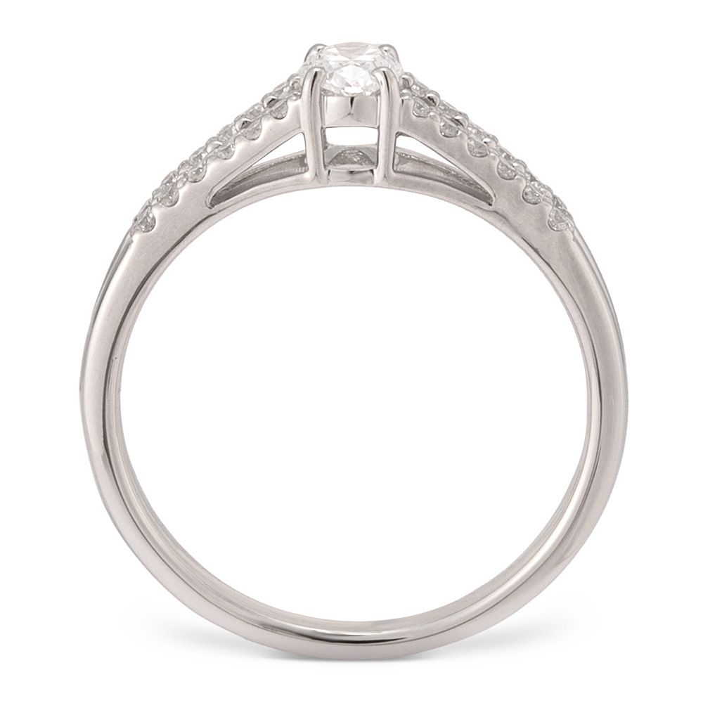 Pt950 0.3ctオーバルカットダイヤ リング ディノスANAmall店